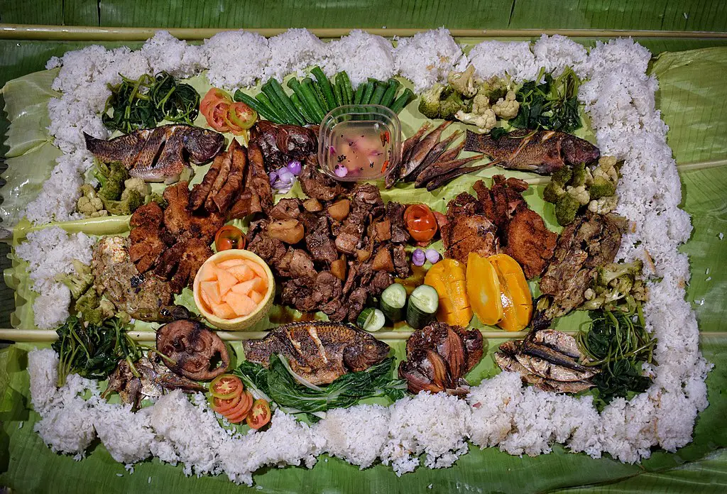 Experience the Best of Filipino Cuisine with a Boodle Fight